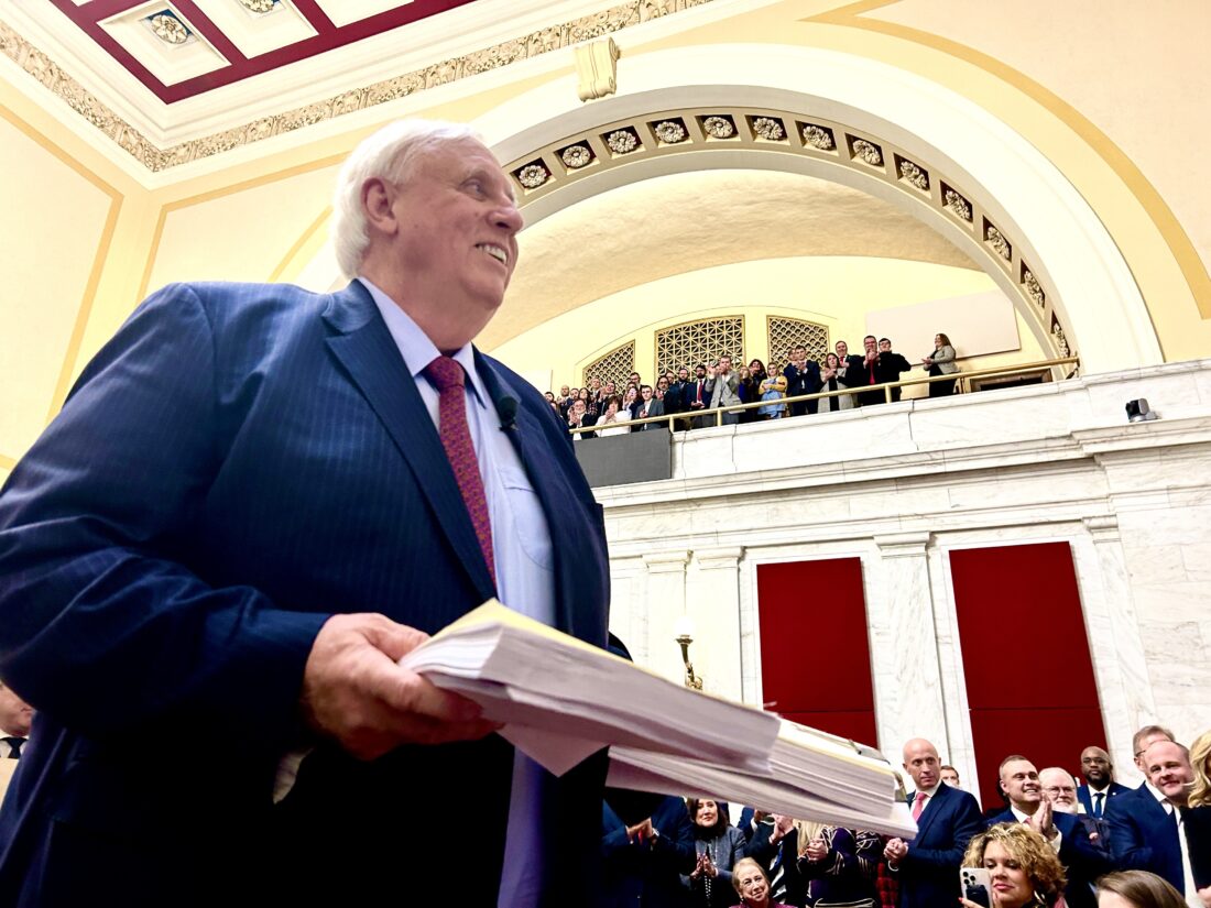 Gov. Justice gives final State of the State, files for U.S. Senate ...